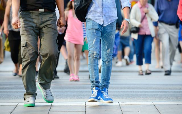 Study: Taking Walking Breaks between Sitting Down Can Help Protect Arteries