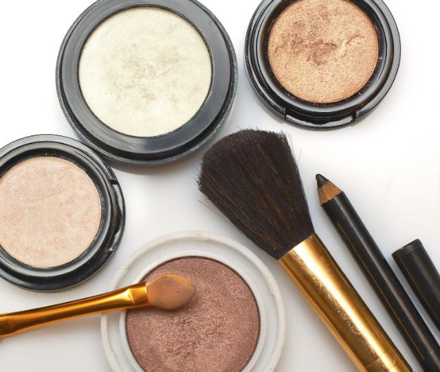 7 Reasons to Buy Organic Makeup