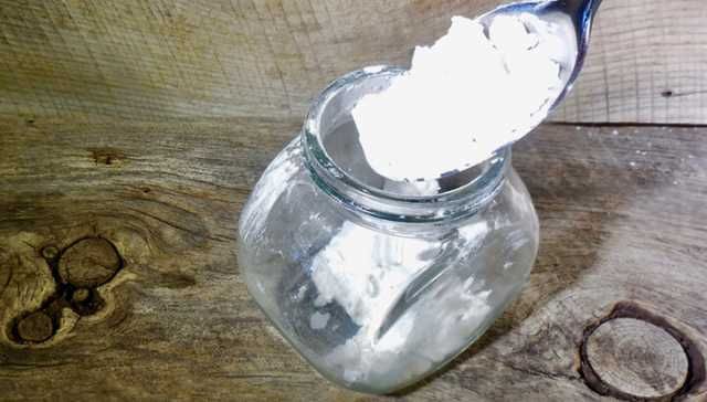 Beat Jock Itch And Athlete's Foot With This All-Natural Powder