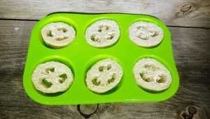 Soothe Rough Skin With This Exfoliating Loofah Soap