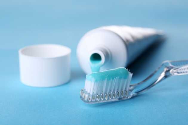 Could Your Toothpaste Cause Cancer? (Do This Instead)