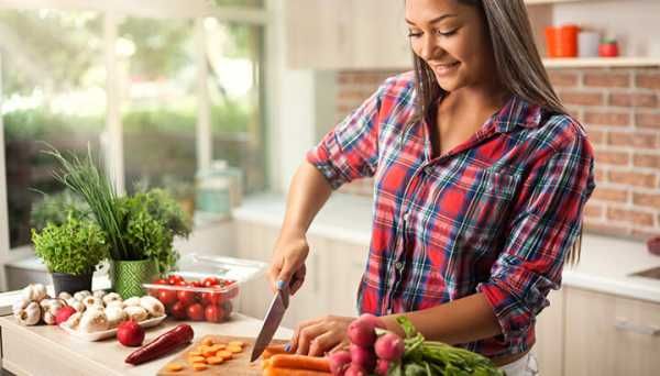 3 Ways Working From Home Can Help You Lose Weight